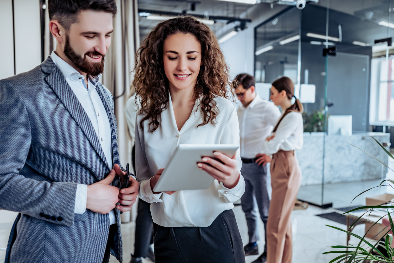 Switch from Salesforce B2B Commerce Classic to Lightning